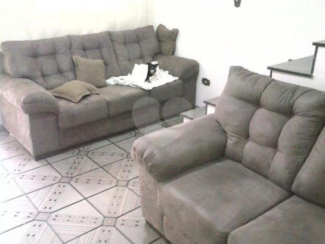 Sobrado com 3 quartos à venda em Bortolândia SP