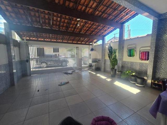 Sobrado com 3 quartos à venda em Canto do forte SP