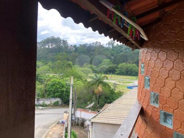 Sobrado com 3 quartos à venda em Capoavinha SP