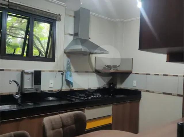 Sobrado com 3 quartos à venda em Casa Branca SP