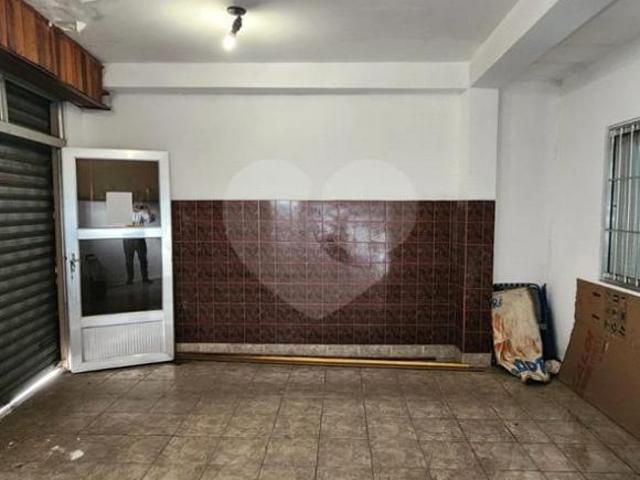 Sobrado com 3 quartos à venda em Centro SP