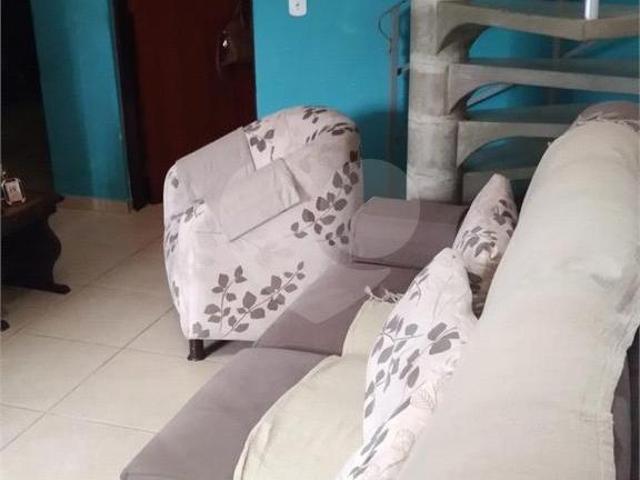 Sobrado à venda com 3 quartos, sendo 1 suíte, no Centro, Vargem Grande Paulista