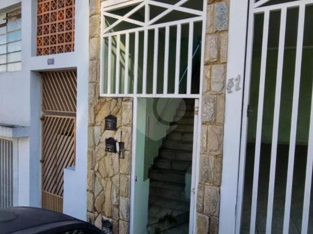 Sobrado com 3 quartos à venda em Chora Menino SP