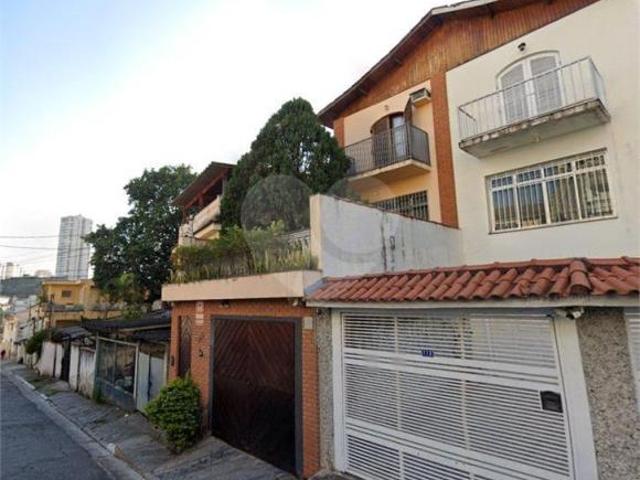 Sobrado com 3 quartos à venda em Chora Menino SP