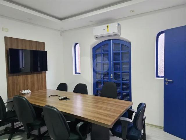 Sobrado à venda com 3 quartos em Chácara Santo Antônio zona Sul, São Paulo SP