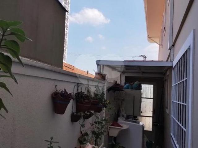 Sobrado com 3 quartos à venda em Ferreira SP