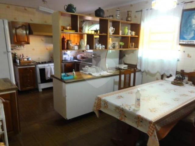 Sobrado com 3 quartos à venda em Horto florestal SP