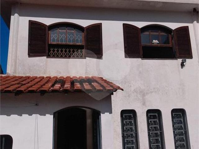 Sobrado com 3 quartos à venda em Horto florestal SP