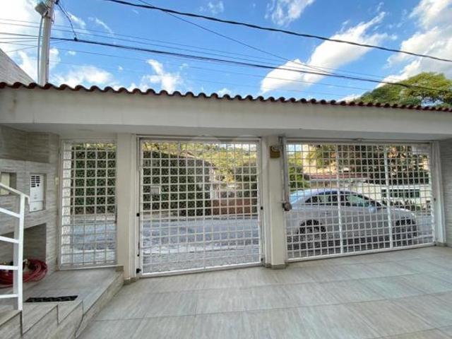 Sobrado com 3 quartos à venda em Horto florestal SP