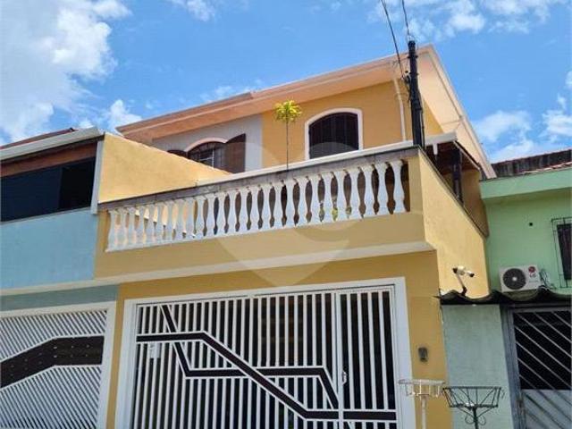 Sobrado com 3 quartos à venda em Interlagos SP