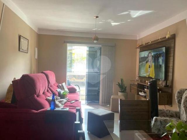 Sobrado com 3 quartos à venda em Itaquera SP