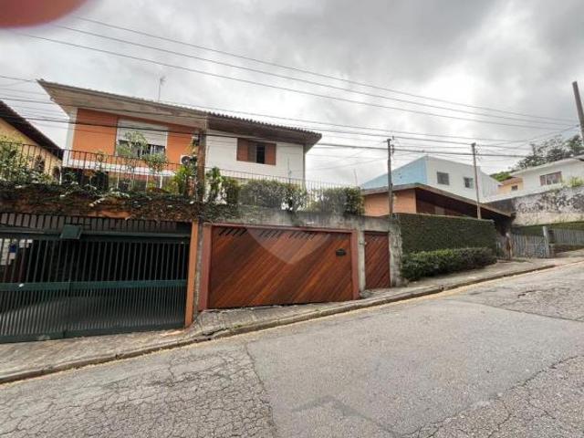 Sobrado com 3 quartos à venda em Jardim colombo SP