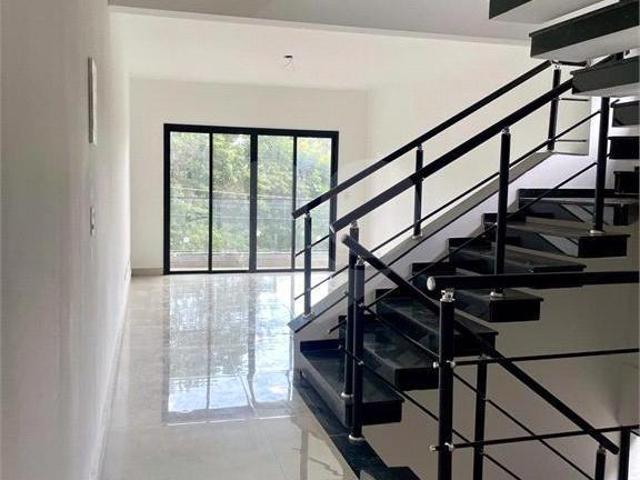 Sobrado com 3 quartos à venda em Jardim Dos Pinheiros SP