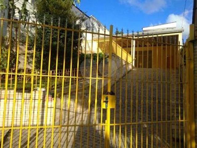 Sobrado com 3 quartos à venda em Jardim das bandeiras SP