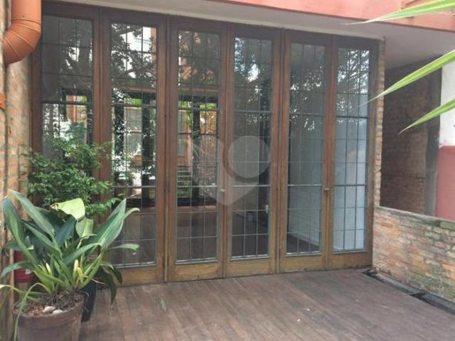 Sobrado com 3 quartos à venda em Jardim das bandeiras SP