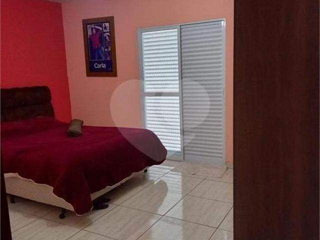 Sobrado com 3 quartos à venda em Jardim das tulipas SP