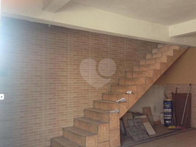 Sobrado com 3 quartos à venda em Jardim labitary SP