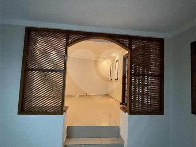 Sobrado com 3 quartos à venda em Jardim mangalot SP