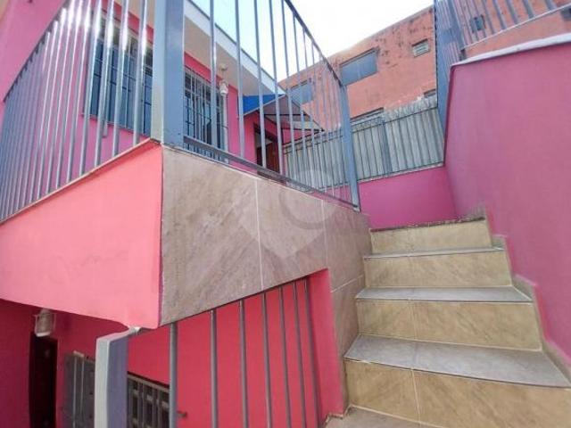 Sobrado com 3 quartos à venda em Jardim mangalot SP