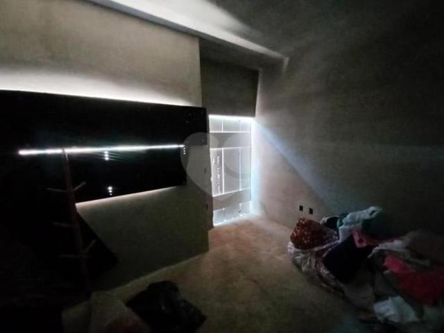 Sobrado à venda com 3 quartos em Jardim Medeiros, São Carlos