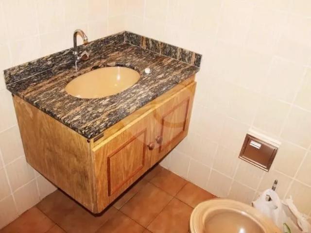 Sobrado à venda com 3 quartos, sendo 1 suíte, em Alto da Boa Vista, São Paulo, SP