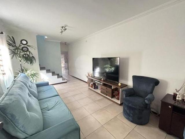 Sobrado com 3 quartos à venda em Jardim santa mena SP