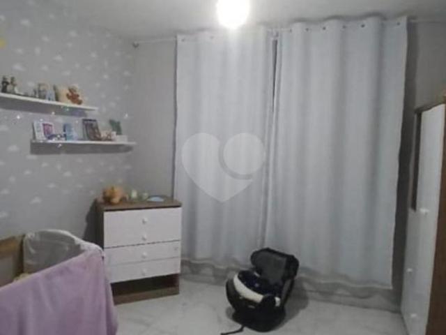 Sobrado com 3 quartos à venda em Jardim peri peri SP