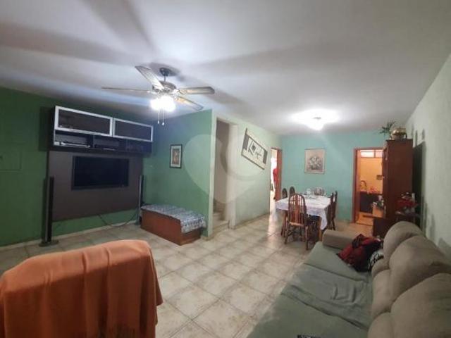 Sobrado com 3 quartos à venda em Km 18 SP