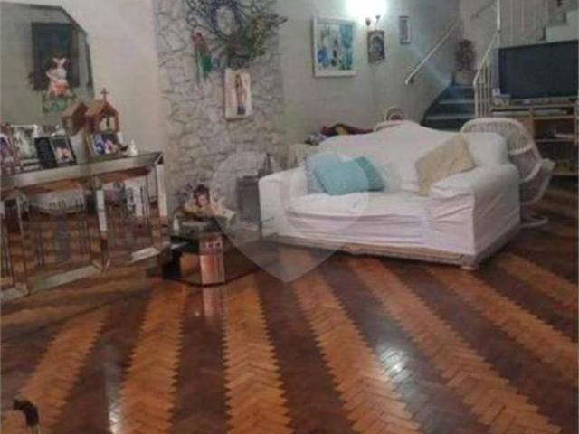 Sobrado com 3 quartos à venda em Mirandópolis SP