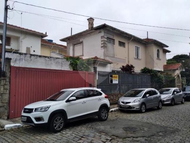 Sobrado com 3 quartos à venda em Mirandópolis SP