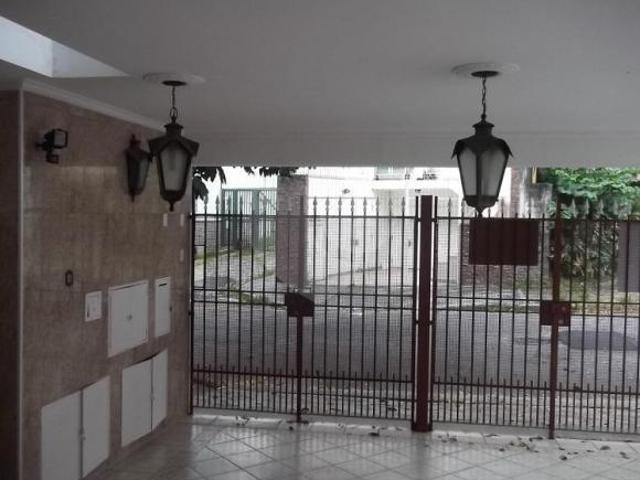 Sobrado com 3 quartos à venda em Mirandópolis SP