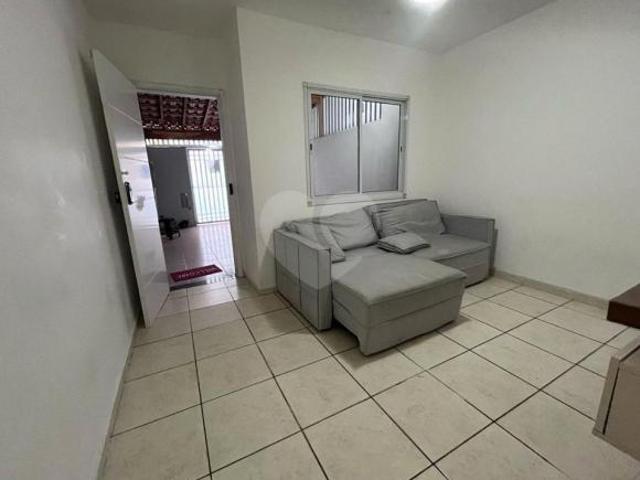 Sobrado com 3 quartos à venda em Mirim SP