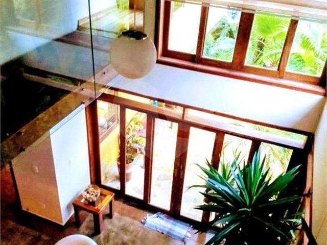 Sobrado com 3 quartos à venda em Morro Nova Cintra SP