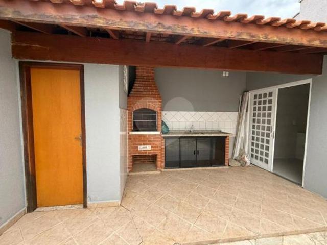 Sobrado com 3 quartos à venda em Nova piracicaba SP