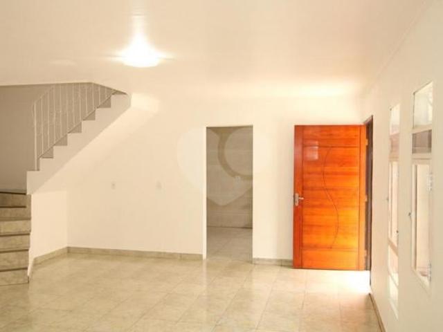Sobrado com 3 quartos à venda em Parada inglesa SP