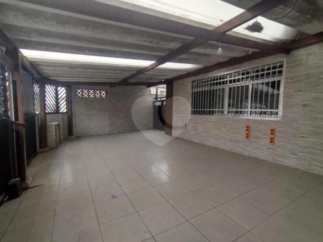 Sobrado com 3 quartos à venda em Parque bitaru SP