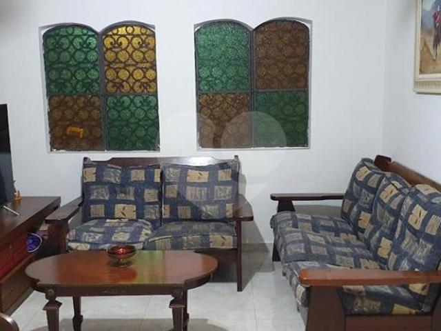 Sobrado com 3 quartos à venda em Parque das árvores SP