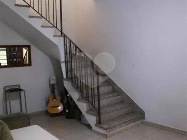 Sobrado com 3 quartos à venda em Parque maria domitila SP
