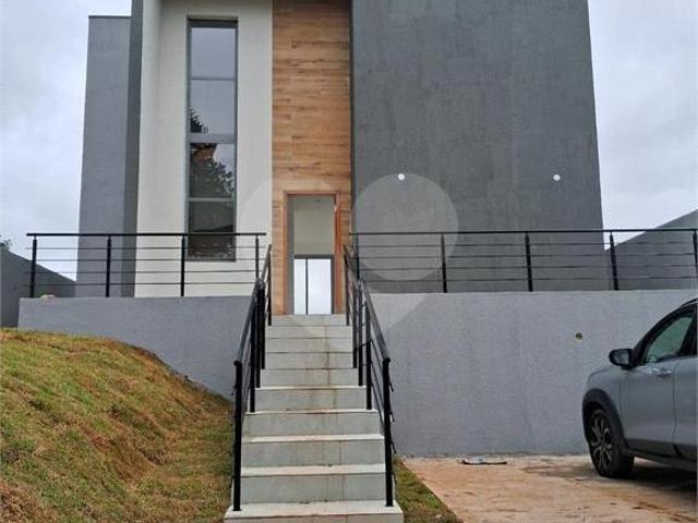 Sobrado com 3 quartos à venda em Parque Rizzo SP