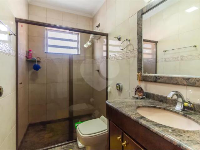 Sobrado com 3 quartos à venda em Parque Vitória SP