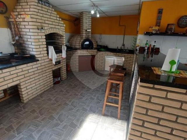 Sobrado com 3 quartos à venda em Pestana SP