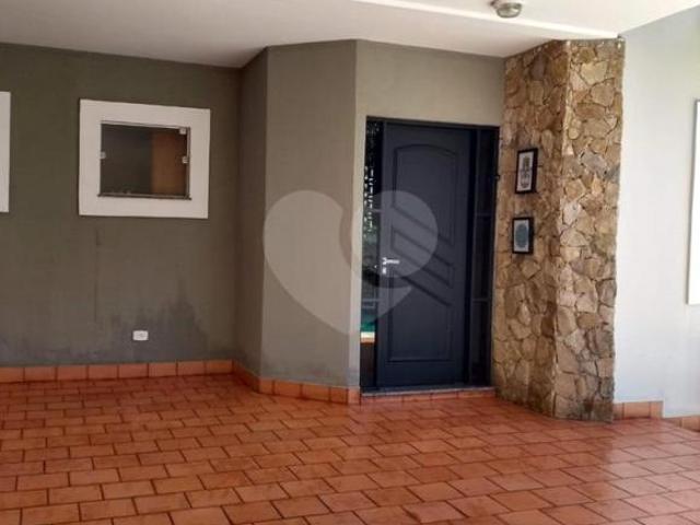 Sobrado com 3 quartos à venda em Retiro Das Fontes SP