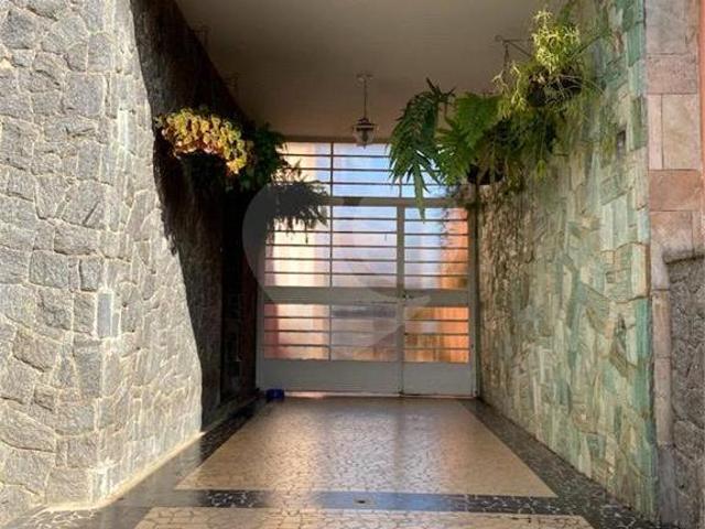 Sobrado com 3 quartos à venda em Sumaré SP