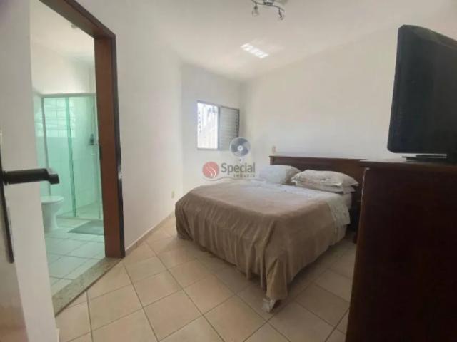 Sobrado com 3 quartos à venda na Vila Carrão com 159 m²