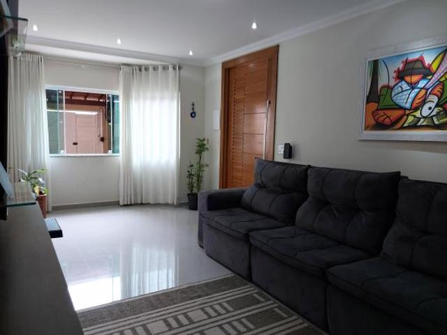 Sobrado com 3 Quartos à Venda na Penha