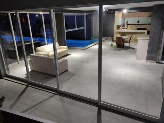 Sobrado com 3 quartos à venda no Bairro Cidade Jardim Uberlândia/MG
