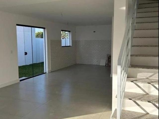 Sobrado com 3 Quartos à Venda no Bairro Alto Atuba linha Verde