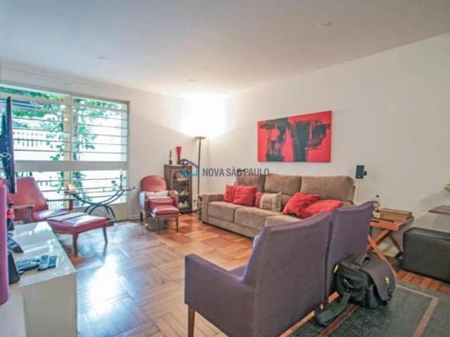 Sobrado com 3 quartos à venda no Brooklin | 250 m² | Rua Barão do Triunfo