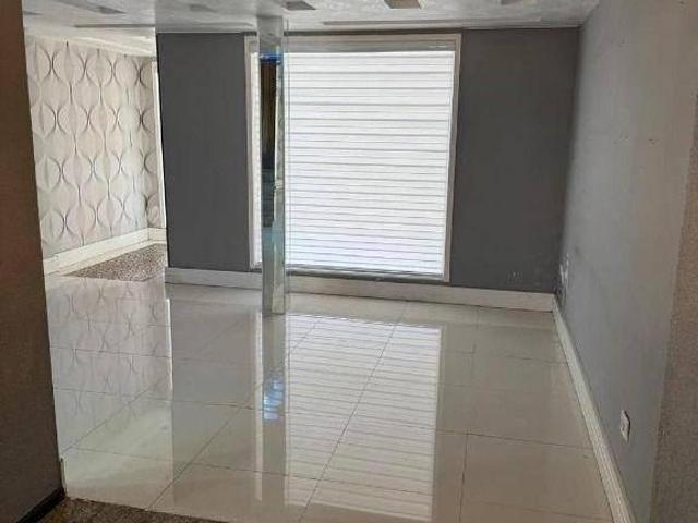 Sobrado com 3 quartos a venda no Cajuru