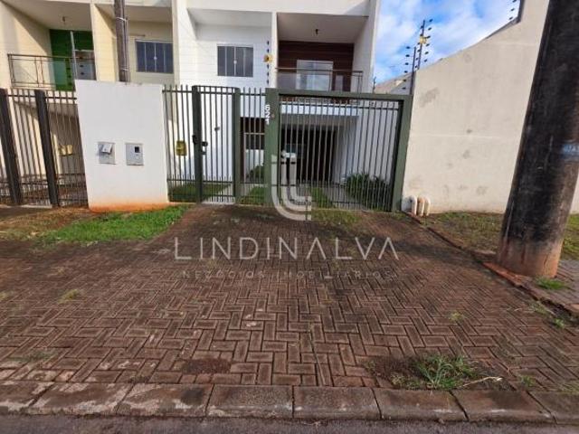 Sobrado com 3 quartos à venda no Jd. Alice, próximo ao Ginásio Costa Cavalcanti